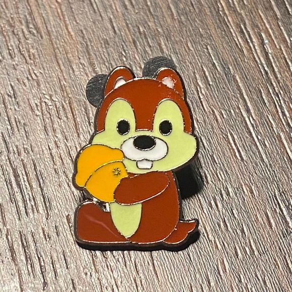 Disney | Accessories | Disney Parks Cute Characters Chip Nut Pin Chip N ...